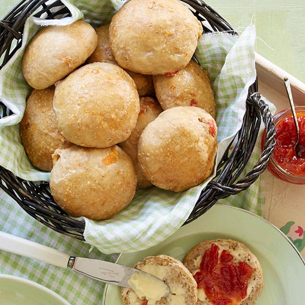 Boller - Vores bedste opskrifter på sprøde og saftige boller